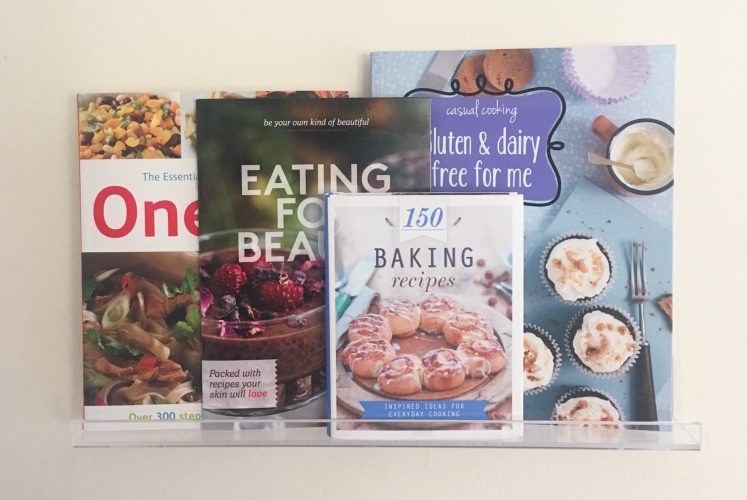 Display Your Cookbooks using the Pretty Display Acrylic Spice Rack ...